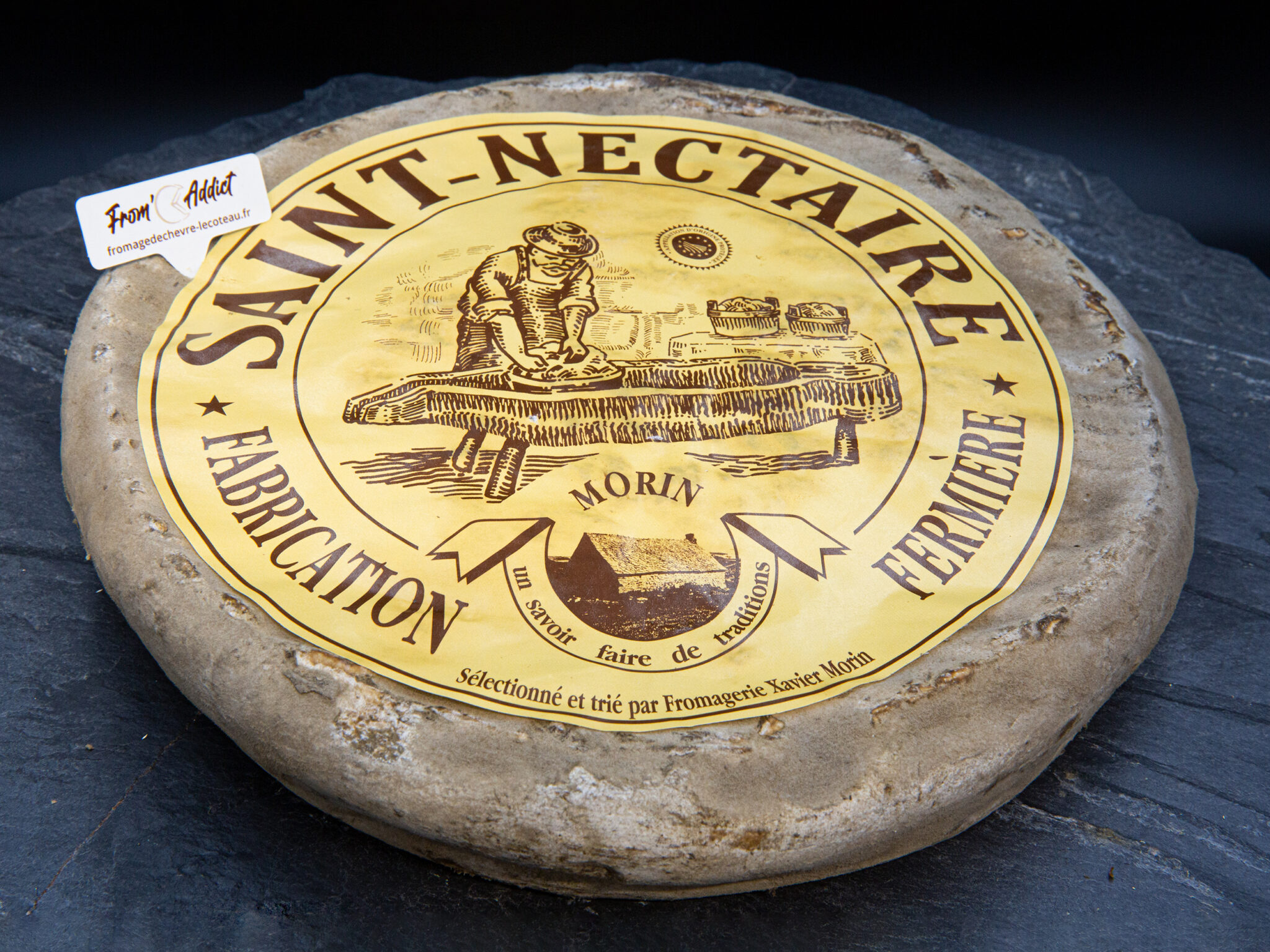 St Nectaire - Fromage de vache au lait cru - Fromagerie Le Coteau Saint ...